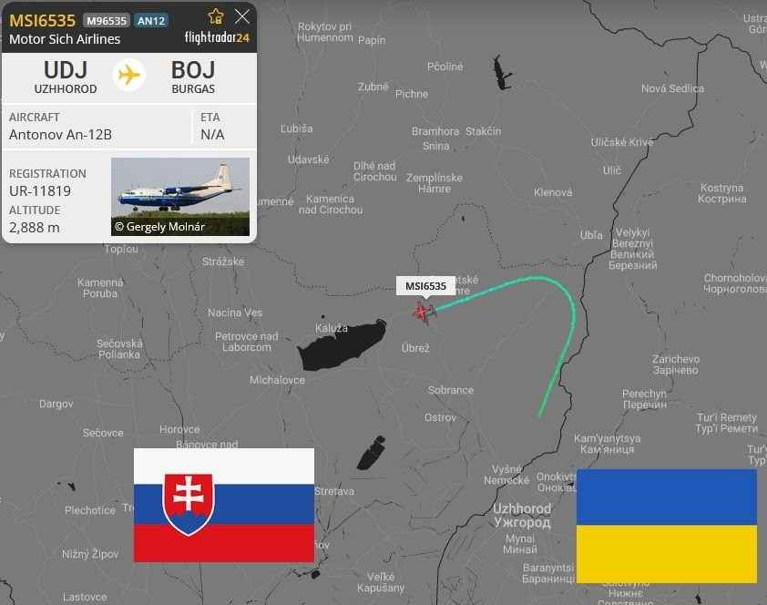 NAVO-vliegtuigen landen in Oekraïne om doden en gewonden op te halen ...