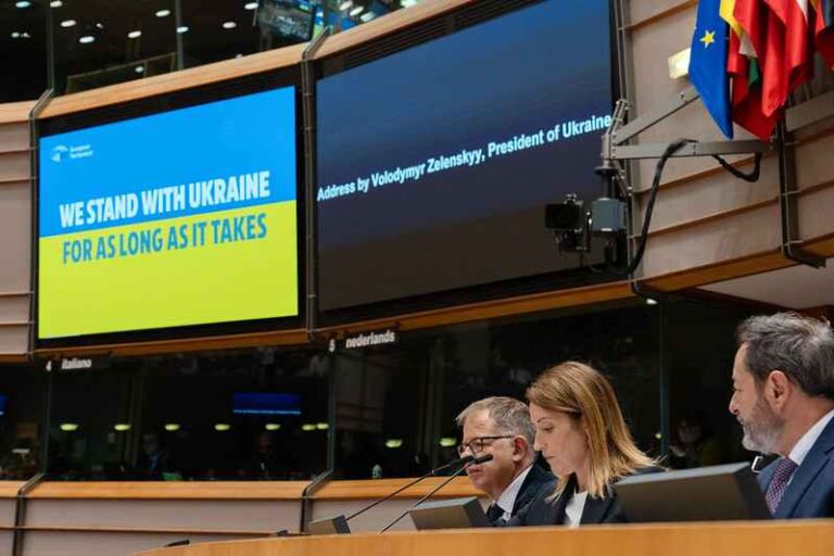 'Militaristische' EU hoort niet thuis aan vredesonderhandelingstafel ...